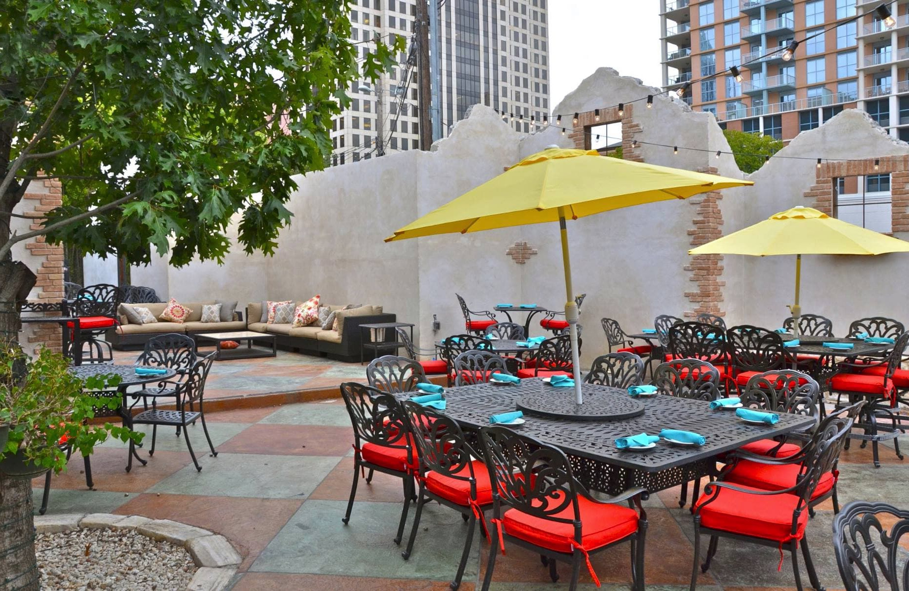 Micheladas Cafe y Cantina - Tex-Mex in Downtown Austin